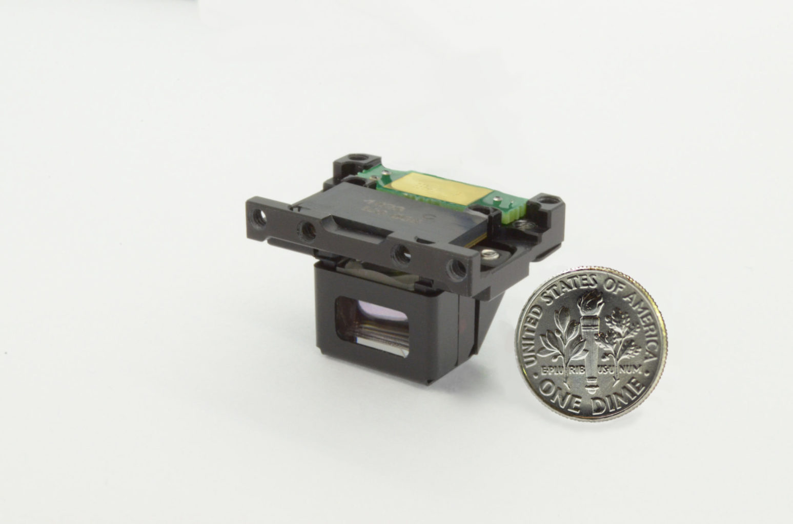 Compound Photonics unveils its Optical Engine reference design for ...